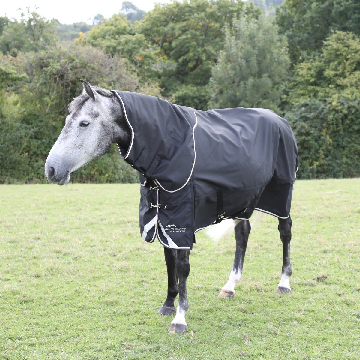 Shires Highlander Plus Neck Cover (200g Medium) — Performance Horse ...
